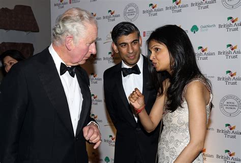 Who Is Rishi Sunak New Uk Prime Minister Succeeding Liz Truss