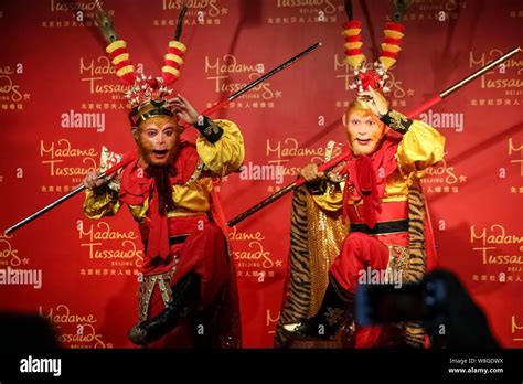 Chinese Actor Zhang Jinlai Better Known By His Stage Name Liu Xiao Ling Tong Wearing The