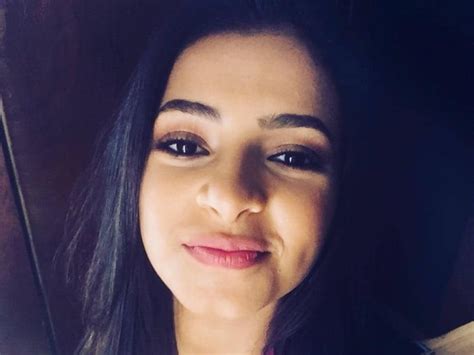 فرح حاتم تجسد شخصية رانيا يوسف فى مرحلة المراهقة بـالآنسة فرح عين