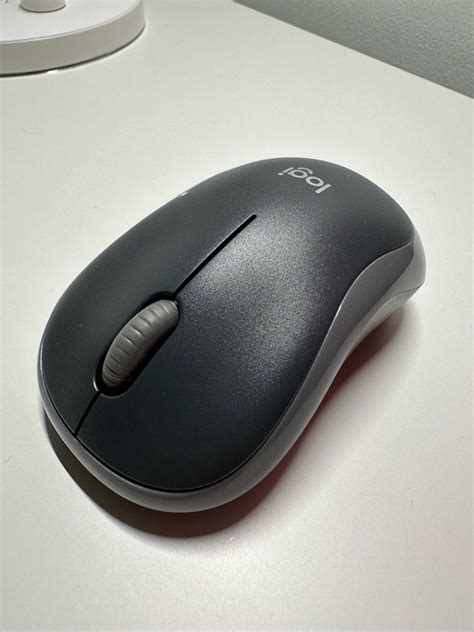 Logitech Wireless Mouse M185 Computers And Tech Parts And Accessories Mouse And Mousepads On Carousell