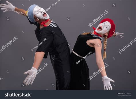 1 575 Mime Couple Images Stock Photos Vectors Shutterstock