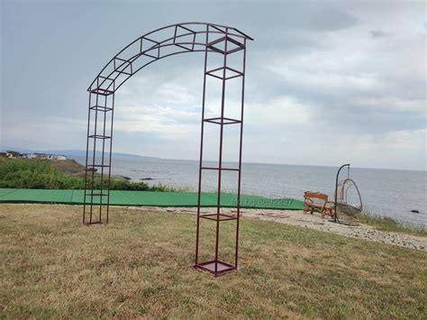 Метални арки за цветя Цветя декоративни растения Царево Метални