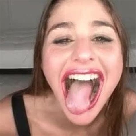 Perfect Mouth For Cum Red Lips Free Mouth Lips Porn Video Xhamster