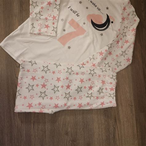 Buzzy B Buzzy B Added A New Photo