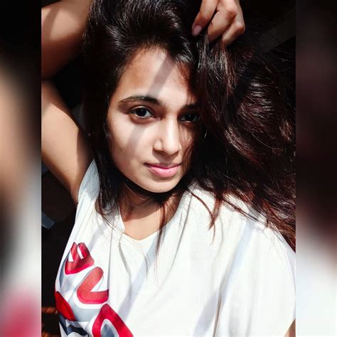 Ramya Pandian Hot Pictures