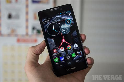 Motorola Droid Razr Hd Razr Maxx Hd Review Photos The Verge