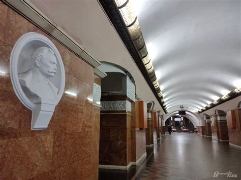 На станції київського метро заховали бюсти російських діячів Вечірній Київ