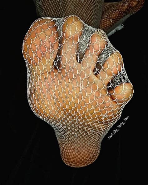 Can I Leave Imprints On Your Face [oc] R Giantessfeet