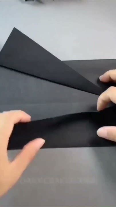 Бумажный самолетик который летает как летучая мышь Youtube