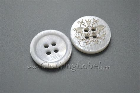 Shell Buttons In The Garment For Sale Clothinglabelscn
