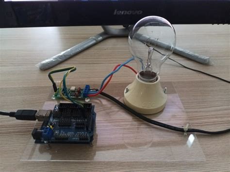โปรเจค Arduino หรี่ไฟบ้าน 220v ด้วย แอปมือถือ รับทําโปรเจค Arduino