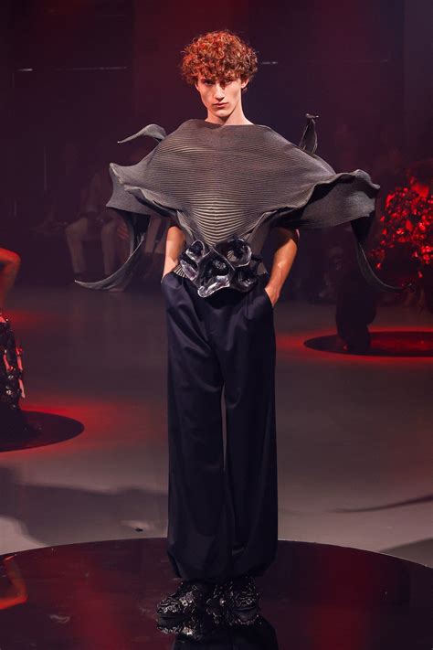 Yuima Nakazato Fall 2024 Couture High Fashion Men Men Fashion Show
