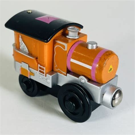 Tomy Rare Wooden Railway Chuggington Piper Train Tank Engine Thomas Compatible 4662008639