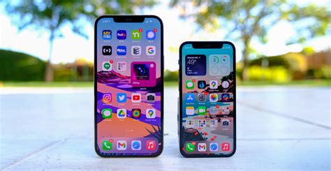 Первые обзоры iPhone 12 mini и 12 Pro Max. Что думают эксперты?