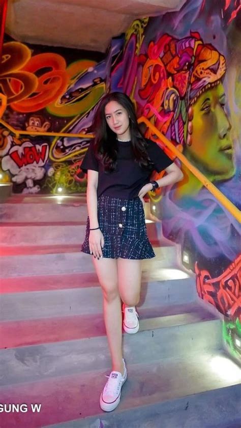 Intip Ootd Ala Tamara Tyasmara Gayanya Kece Banget