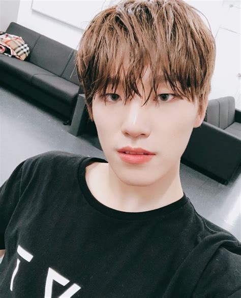 디아리엘 The Ariel On Twitter 왜 왜 알림이 안왔지 왜ㅜㅜㅜㅜㅠㅠㅠㅠㅠㅠㅠ