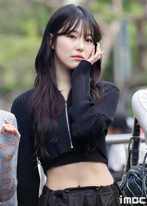 [포토] 프로미스나인 백지헌 좀 예쁜거 같애