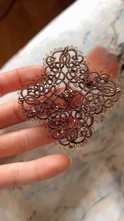 Фриволите можно заниматься между дел😍 кружево фриволите рукоделие