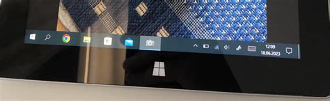 How Do I Stop The Spacing Between The Icons In Taskbar When My Surface
