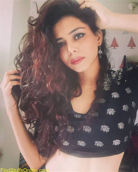 Vaishnavi Dhanraj Hot Images