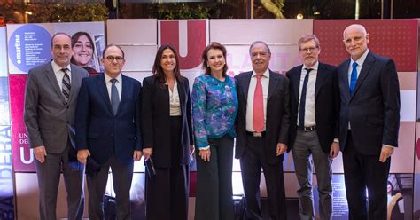 En Fotos Economistas Políticos Y Empresarios En La Comida De La