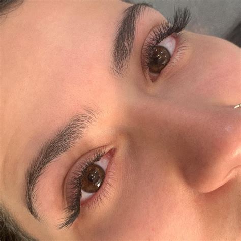 Fox Eyes Gabriela Moura