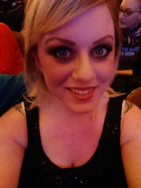 Amanda Macraes Instagram Twitter And Facebook On Idcrawl