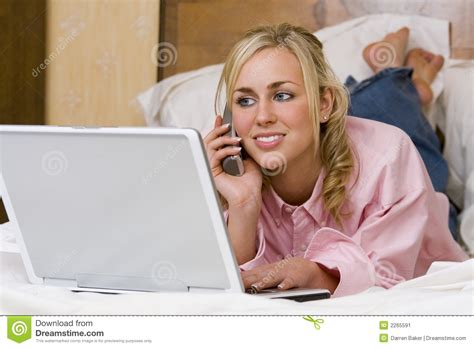 Bedtime Laptop Stock Photos Free Royalty Free Stock Photos From Dreamstime