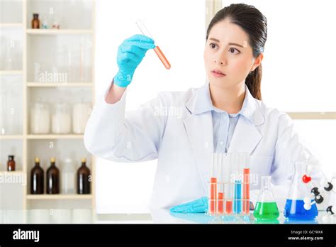 Forensic Scientist Hi Res Stock Photography And Images Alamy