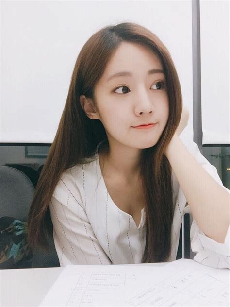 Nói gì thì nói con gái cứ dễ thương chết người thế này thì ai cũng đổ