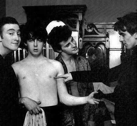 Pin By Aria Elizabeth On Music The Beatles The Beatles Beatles Funny Beatles Pictures