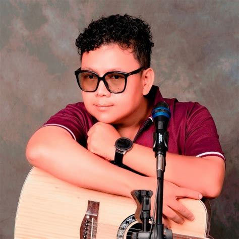 နှိုင်း Youtube