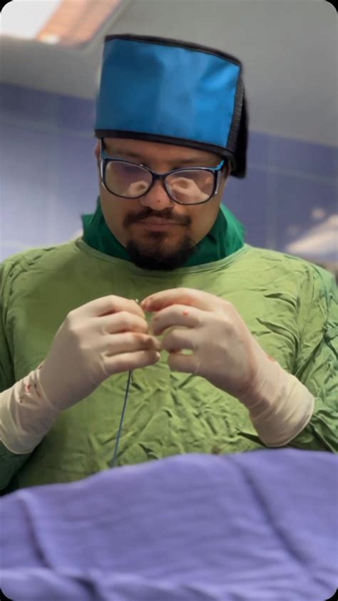 ‎دکتر محمد امین بهجتی‎ Draminbehjati • Instagram Photos And Videos