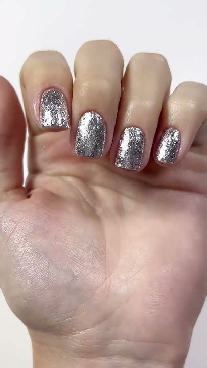 Какой у вас был маникюр на Новый год Нюд Блестки Френч Рисунки Youtube