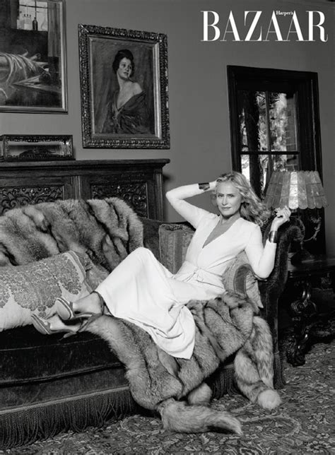 Lauren Hutton Used Morticians Wax To Cover Her Gap Photo Huffpost Life