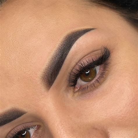 Basic Brows Agnieszka Majewska