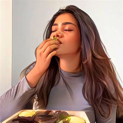 Yasasi 🦦 Yasassy • Threads Say More Yasasi 🦦 Yasassy • Threads Say More