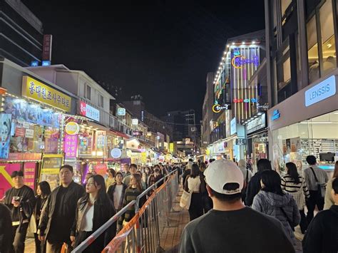 참사 1주기 이태원엔 추모 행렬…홍대엔 곳곳 핼러윈 복장 종합 나무뉴스