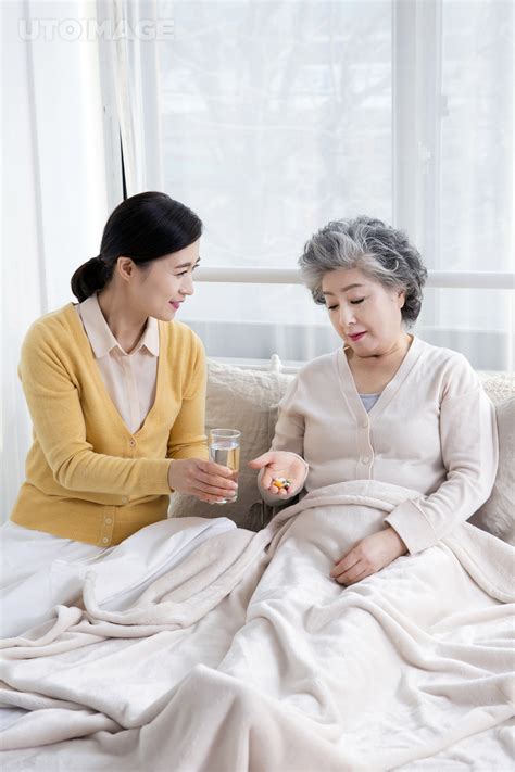 엄마와 딸 007 유토이미지 상세페이지 베이직샵 사진 20544801