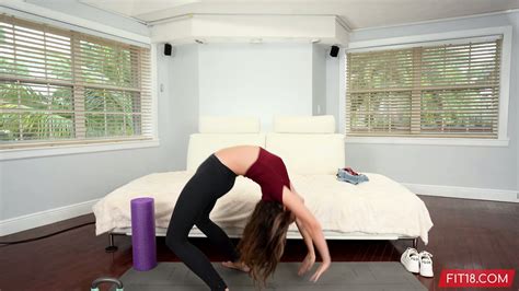 Bailey Base F18 Eporner