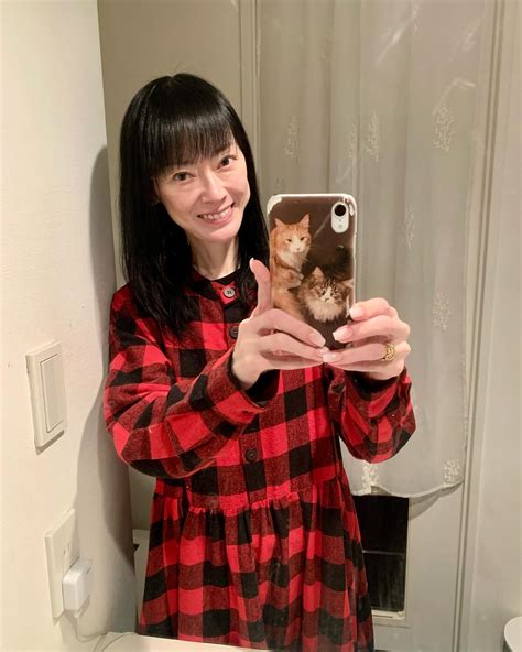 遠野なぎこ 皆さんおはようございます、遠野なぎこです´∀`♪ 『 健康第一”』。 詳しくは言わないけれど、昨日はだいぶ試練な一日でした。 クリニック🏥の日だったので、フルーツでも