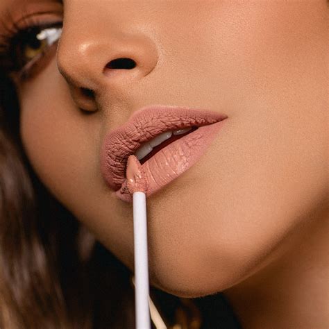 Taupe Creme The Nude Elixir Arantza® Cosmetics