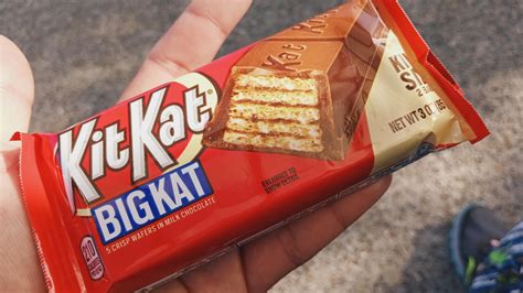 A Big Fat Fatty Kitkat R Candycandycandy
