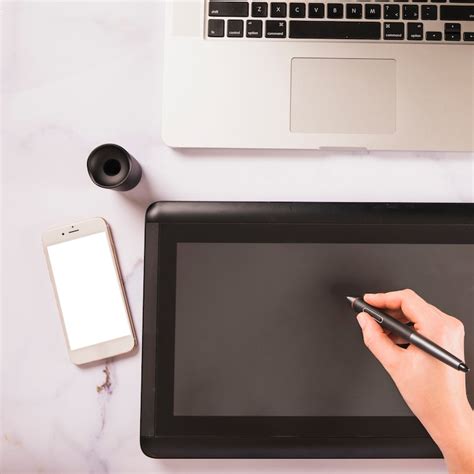 태블릿 도면 이미지 Freepik에서 무료 다운로드