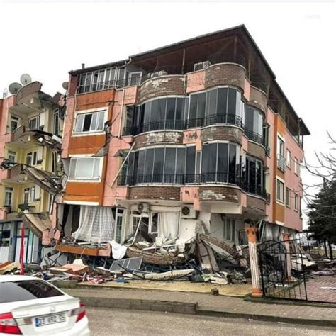 რამდენი ადამიანი დაიღუპა და რამდენი დაშავდა მიწისძვრის შედეგად ბოლო ვითარება თურქეთიდან