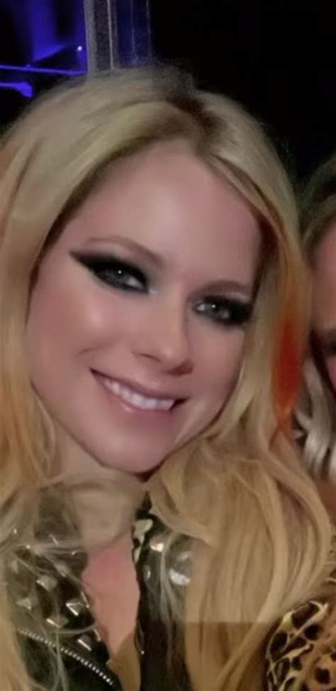 Avril Lavigne Avril Lavigne Idol Queen Princess Princesses