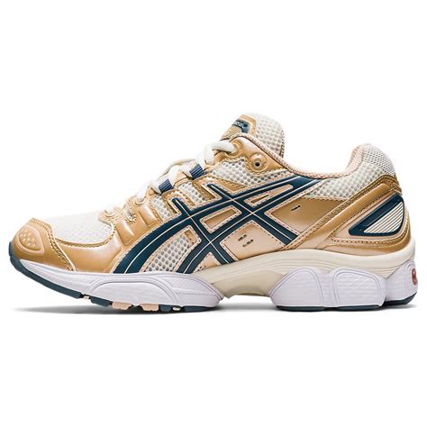Купить кроссовки Asics Gel Nimbus 9 Cream Ironclad с доставкой по ...