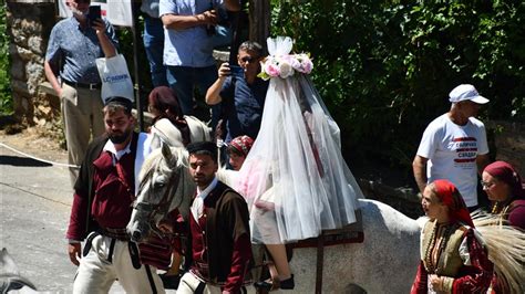 Trashëgimi Shekullore Në Maqedoninë E Veriut Mbahet Dasma Unike Në Fshatin Historik Galiçnik