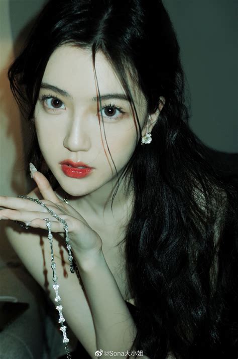 广东网红美女Sona大小姐迷人美照欣赏好漂亮啊