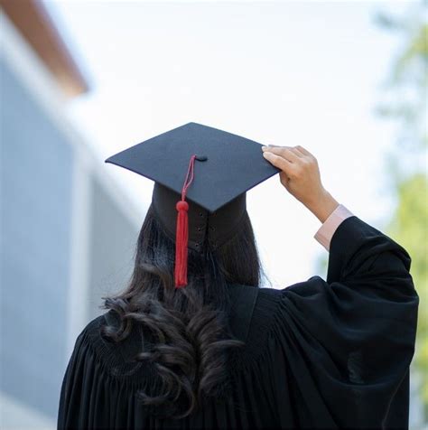 exec hunter on linkedin graduated careeradvice newbeginnings